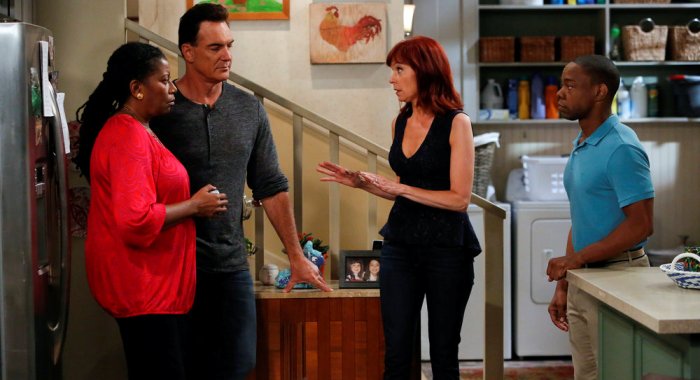 Crowded – Tanıtım | 22dakika.org