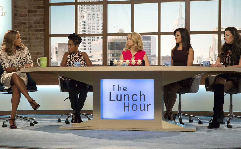 Daytime Divas: O Koltuk Benim! – Tanıtım | 22dakika.org