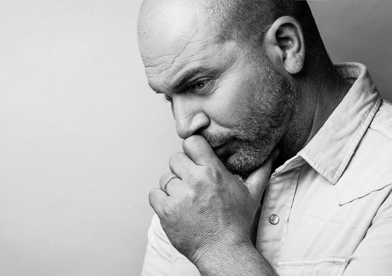 Netflix, Hit and Run’a dizi onayı verdi. | 22dakika.org