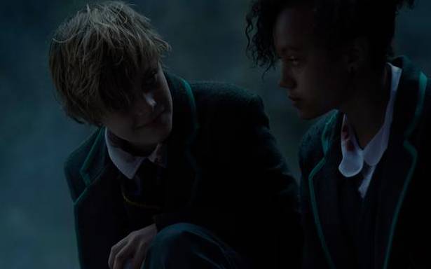 Invasion — Tanıtım | 22dakika.org