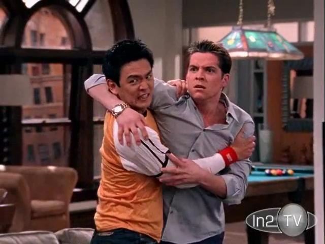 Off Centre – Tanıtım | 22dakika.org