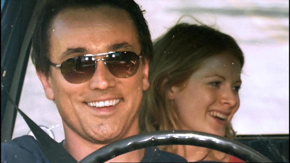 Time Traveling Bong & Bon Voyage — İkili Tanıtım | 22dakika.org