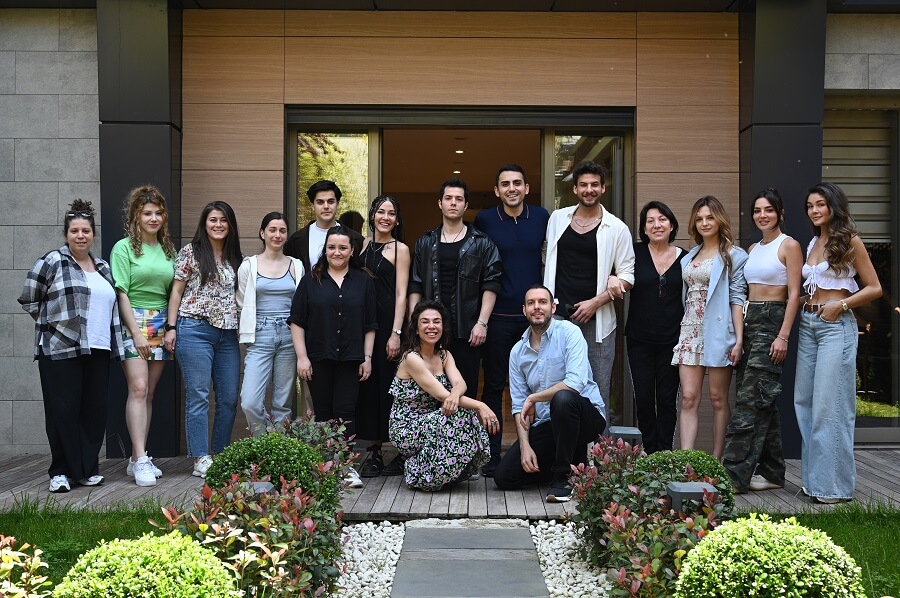 2023 Yaz Sezonunda Ekrana Gelecek Olan Türk Dizileri | 22dakika.org