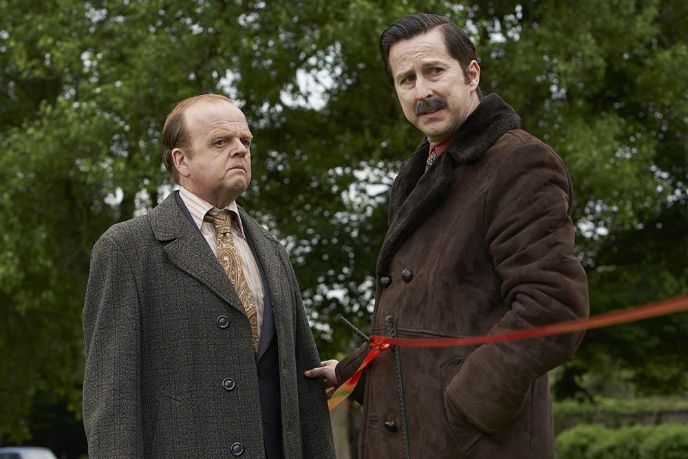 ITV mini dizisi The Long Shadow’un fragmanı yayınlandı. | 22dakika.org