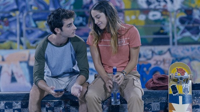 Black Space – Tanıtım | 22dakika.org