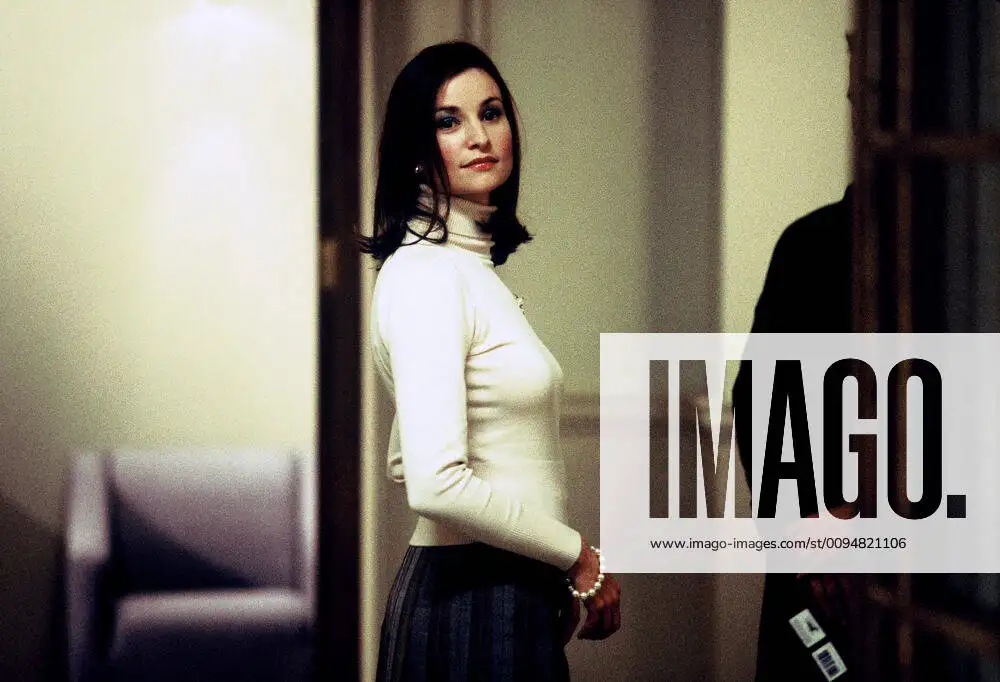 Keen Eddie – Tanıtım | 22dakika.org