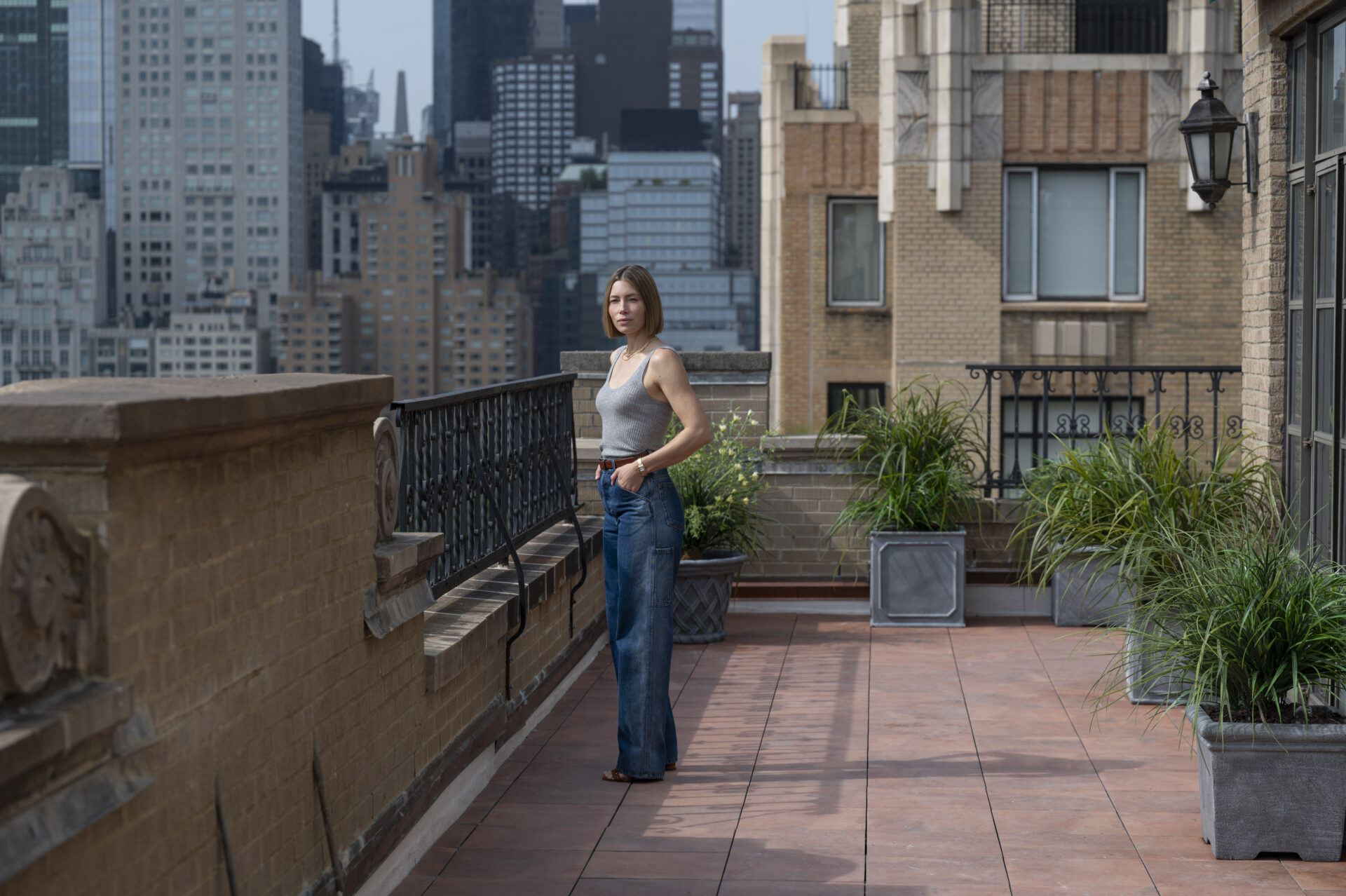 Elizabeth Banks ve Jessica Biel mini dizisi The Better Sister’ın ...